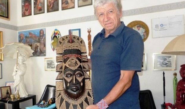 Canzo/ Lo Curto/ Mostra Popoli nativi e loro culture - [Arci ...